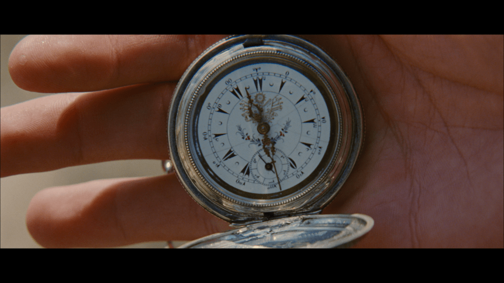Looper – Blu-ray Screenshots | HighDefDiscNews.com
