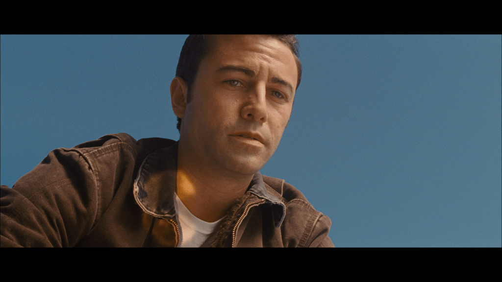 Looper – Blu-ray Screenshots | HighDefDiscNews.com