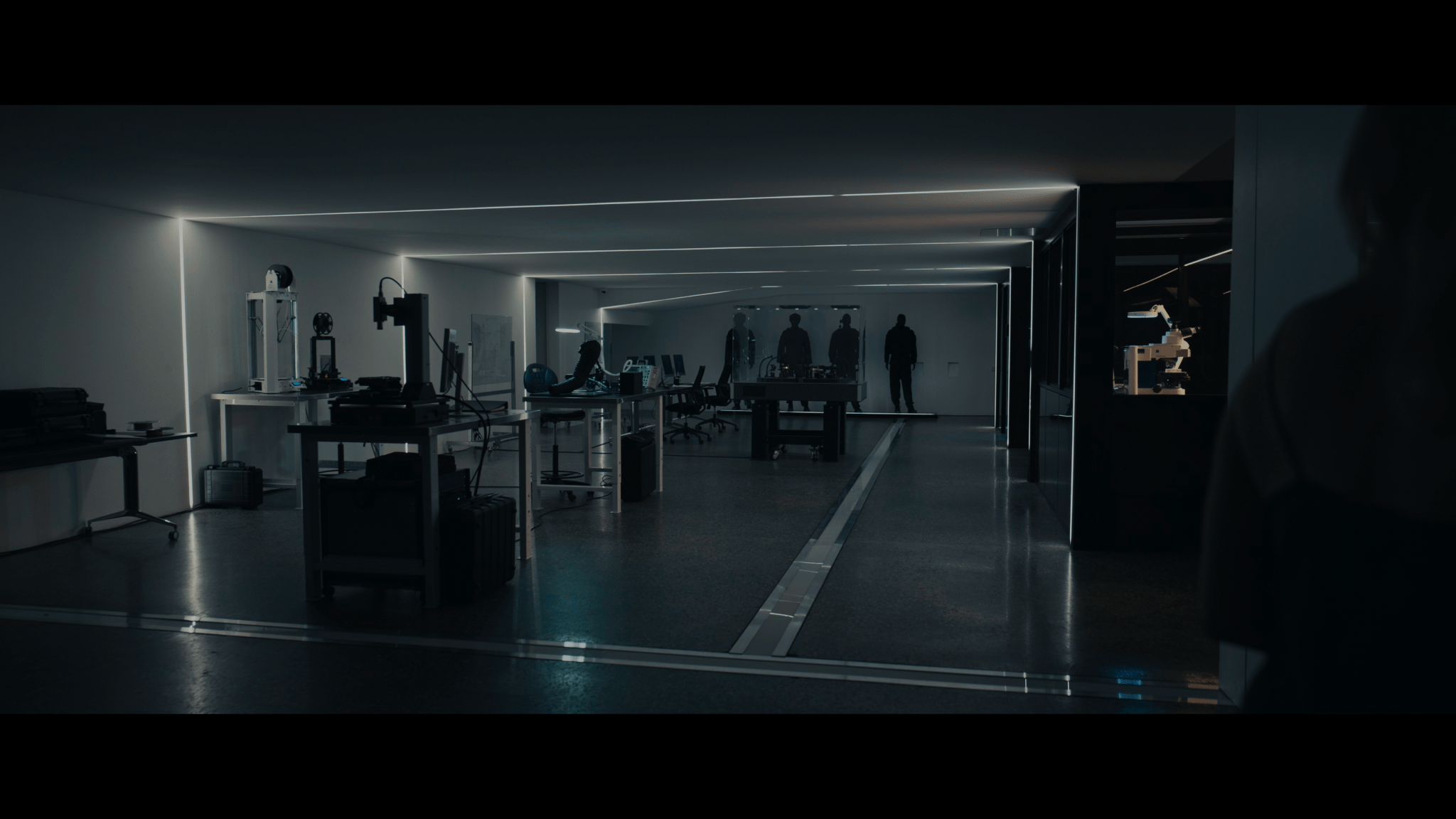 The Invisible Man [2020] – 4K UHD Blu-ray Screenshots | HighDefDiscNews.com